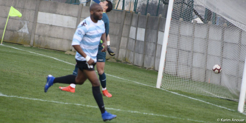 Le Racing s'impose 2 buts à 0 contre l'US Ivry ! | Site Officiel du ...